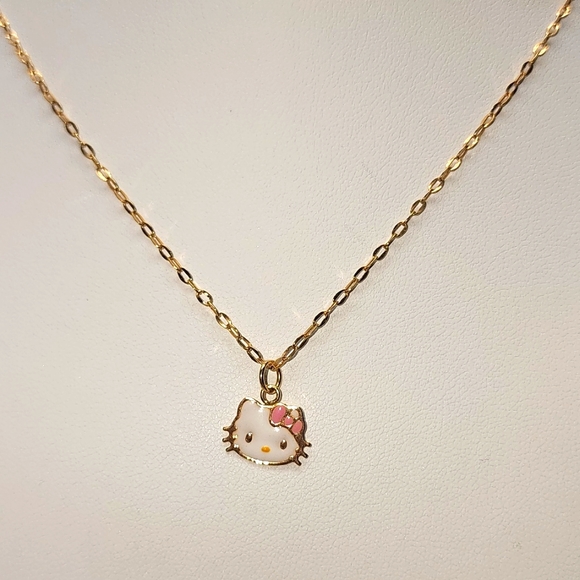 UNBRANDED | Jewelry | 8k Yellow Gold Hello Kitty Cat Pendant Necklace ...
